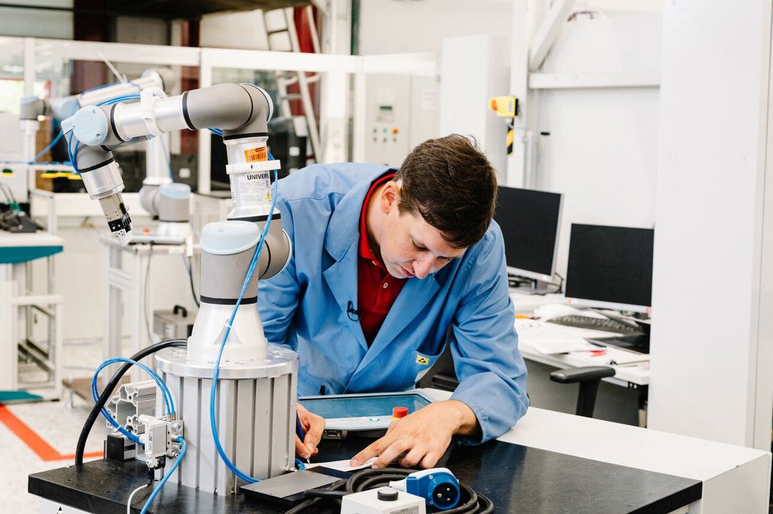 Ur3e Buy Collaborative Robot Arm From Universal Robots