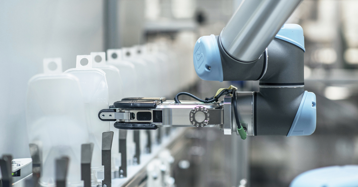 Robot arm eliminates risk of contamination